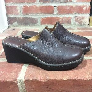 Born | Shoes | Born All Leather Upper Split Toeseam Clogs Mules | Poshmark